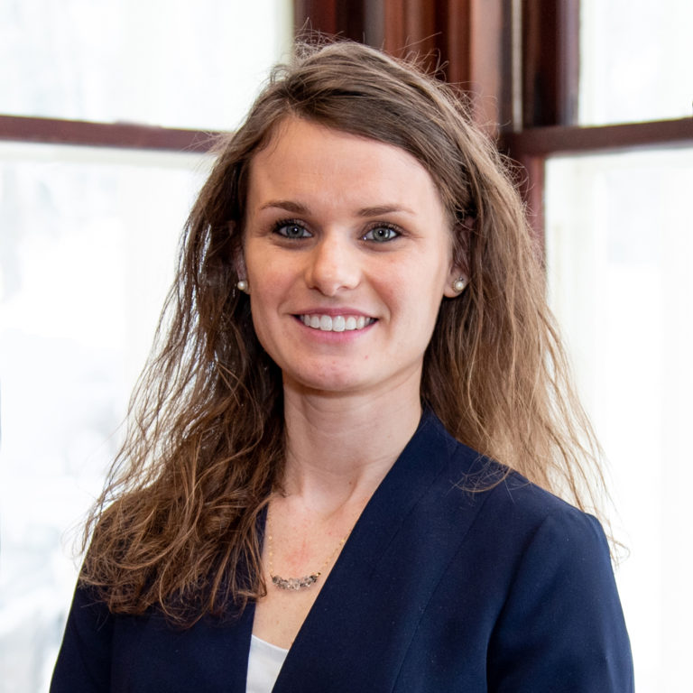 Amanda Russ Boehm – RE/MAX on the Bay